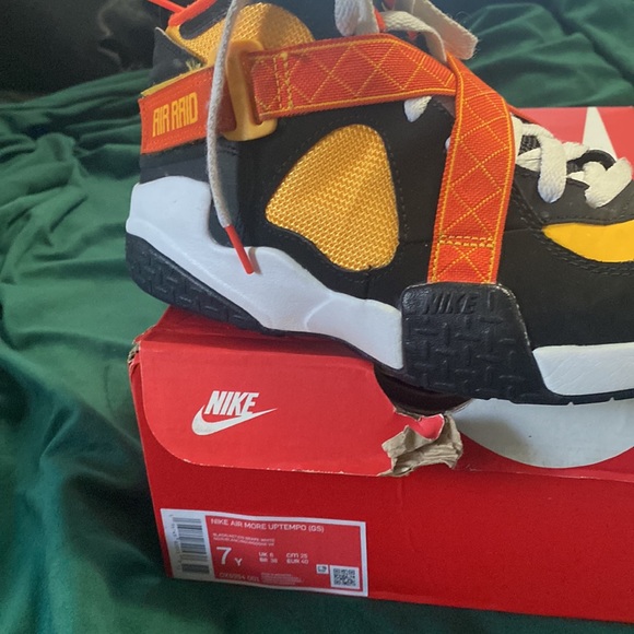 Nike | Shoes | Gently Worn Nike Air Raid Raygun | Poshmark